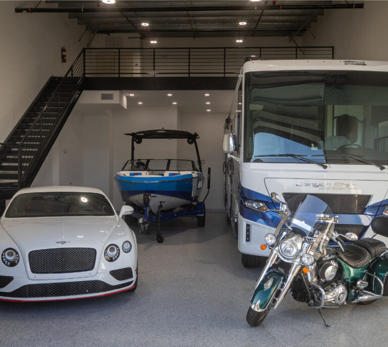 Sebring Resorts | Luxury Townhomes & Motor Garages